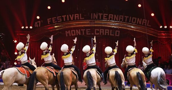 MONACO-MONTE-CARLO-INT'L CIRCUS FESTIVAL