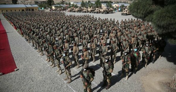 Asia Album: 437 new cadets graduate from commando school in Afghanistan