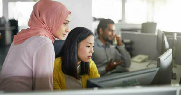 Russian IT sector sees Asia influx - Kommersant