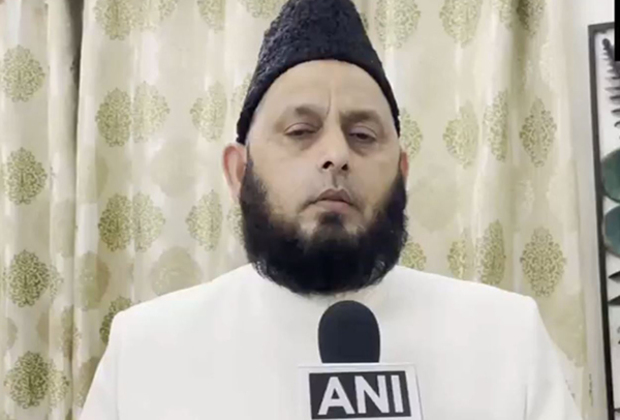 "In clear words PM sent a message to world": AIMPLB member Maulana ...