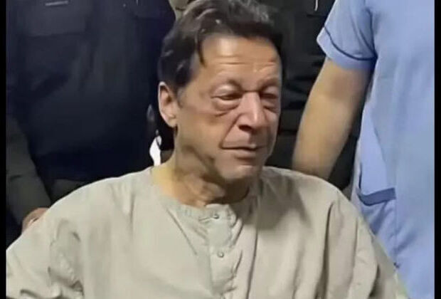 Paks Ex Pm Khan Examined By Doctors In Jail For Partial Vision Loss