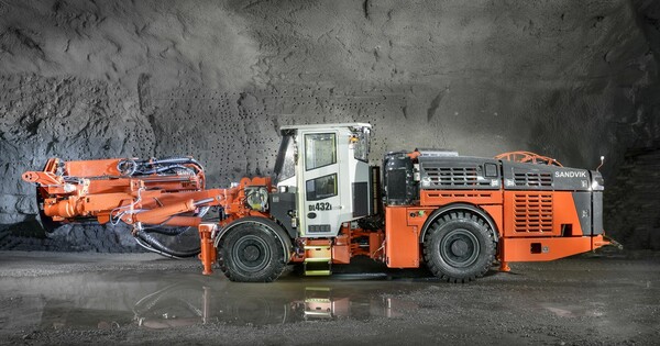 DRC miner chooses Sandvik for drills, trucks and loaders