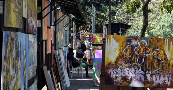 Asia Album: Colorful street arts in Colombo, Sri Lanka