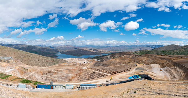Search and rescue operations at the Çöpler mine in Türkiye have been ...