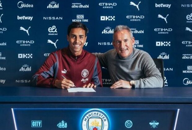Manchester City signs Brazilian sensation Vitor Reis from Palmeiras