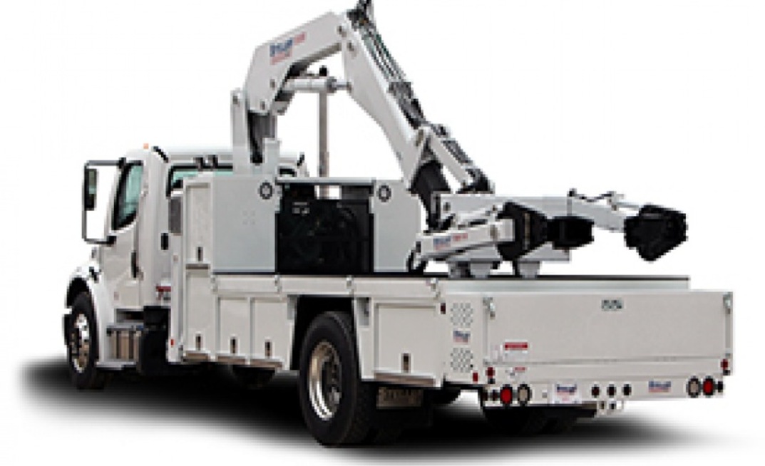 Stellar introduces large OTR service truck