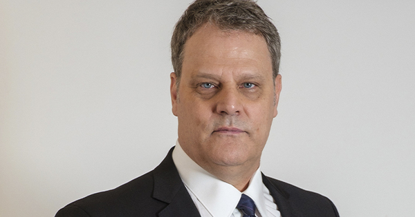 Stieler se destaca no jogo de poder da Vale