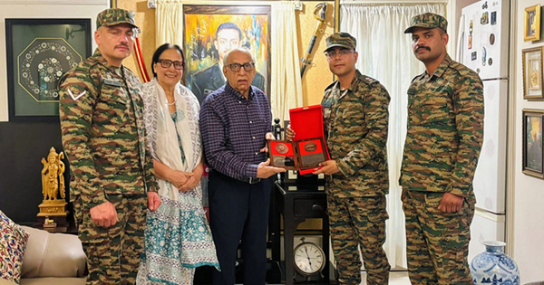 Indian Army visits homes of Kargil bravehearts, pays heartfelt tribute ...