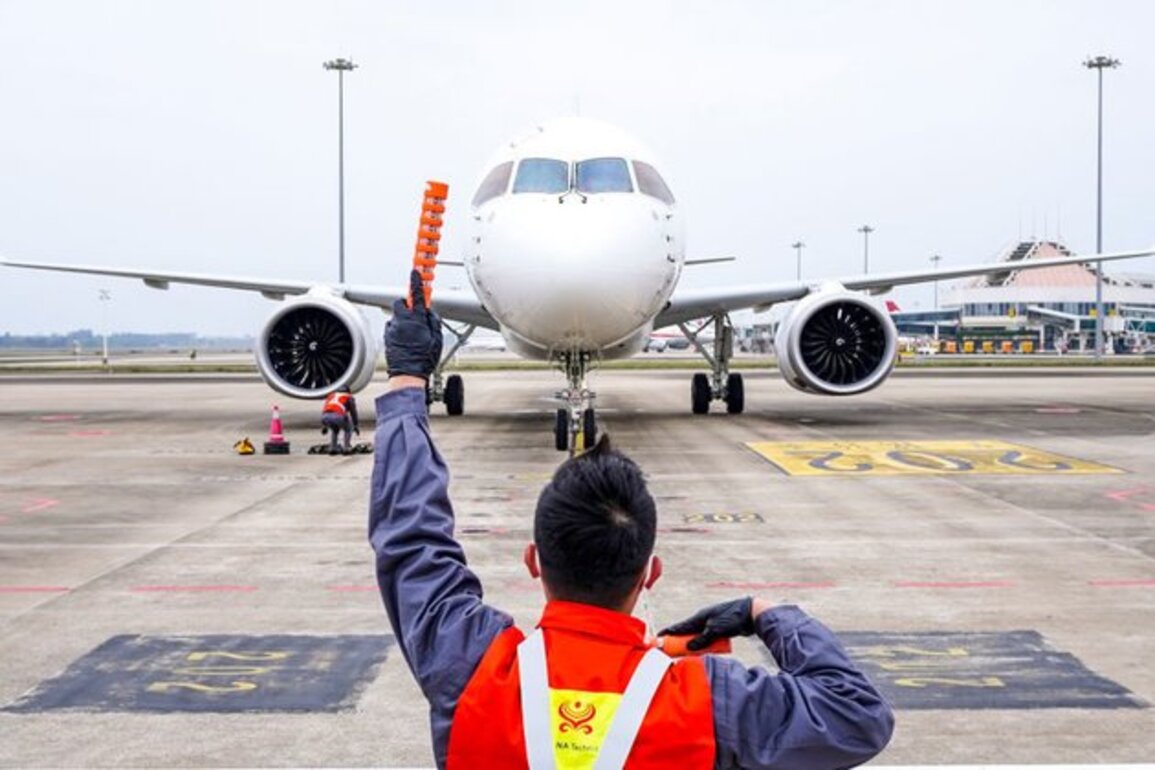 China's Boeing competitor faces a steep climb