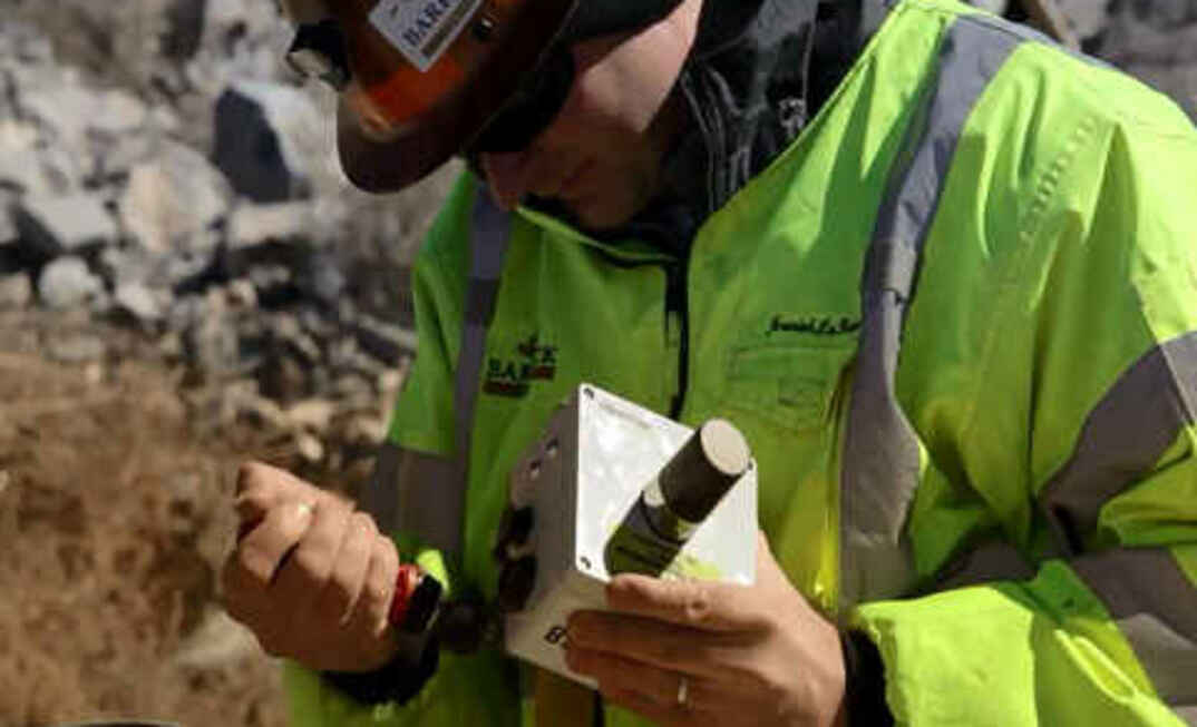 JGMS buys into Newtrax