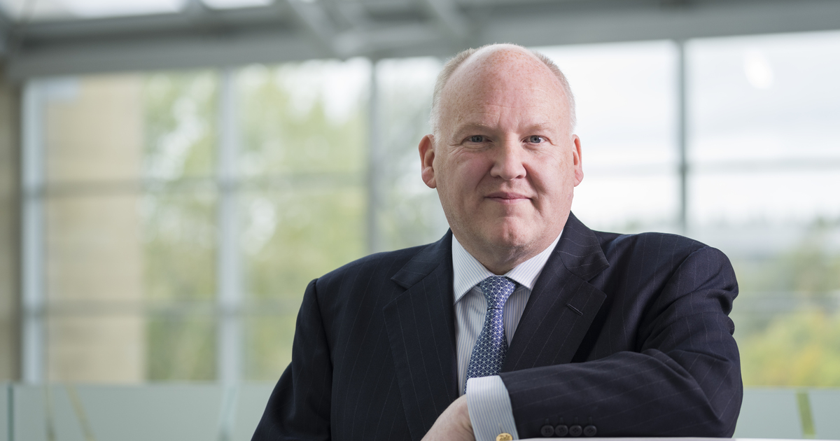 Royal London chair Kevin Parry departs