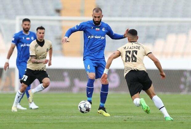 Shams Azar Edges Esteghlal: IPL