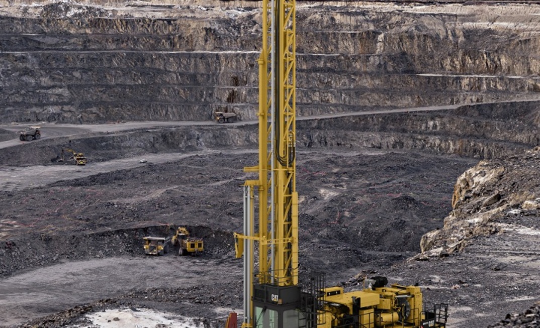 Caterpillar introduces MD6250 drill