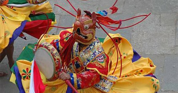 Bhutan: the vibrant dance of Drametse Ngacham