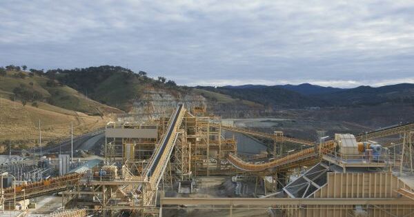 Cadia shines in record quarter