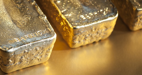Barrick Gold buys option on Pearl String