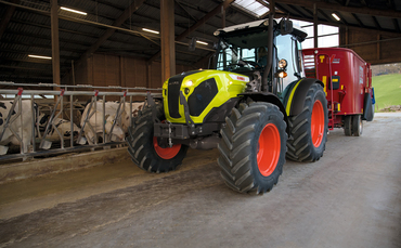 Compact and versatile loader tractor from Claas | Farm News | Farmers ...