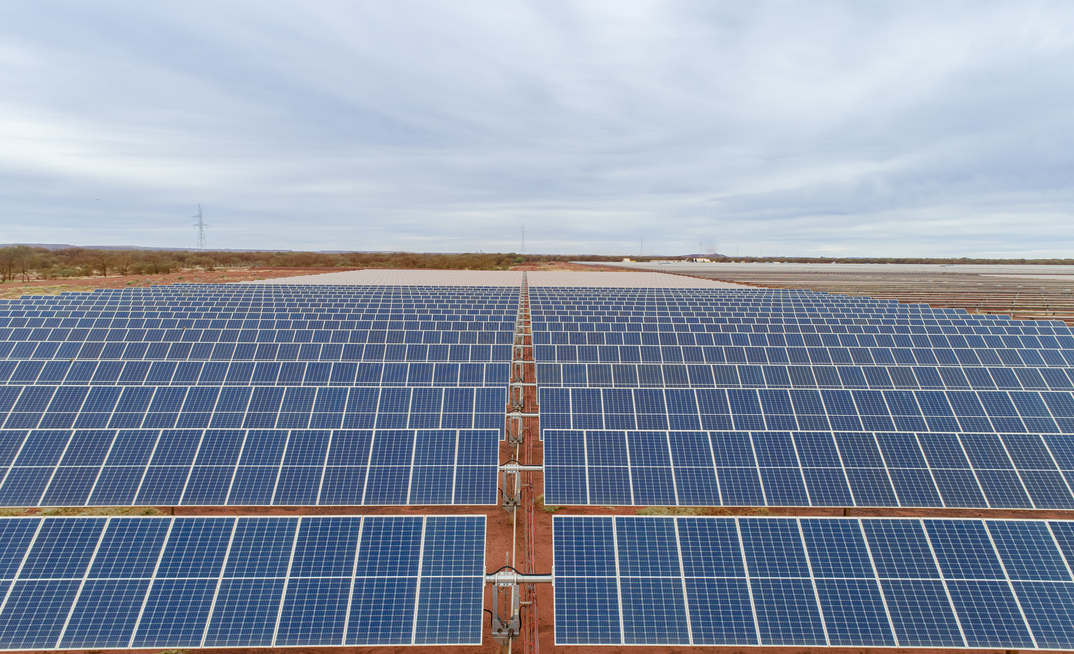 Alinta and FMG switch on Chichester solar farm