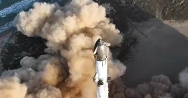 SpaceX loses Starship rocket in eighth test flight, completes catch of ...