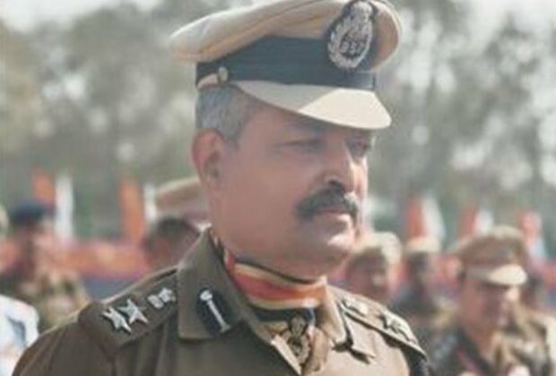 Tripura: BSF Commandant Rakesh Sinha honoured with Director General's ...