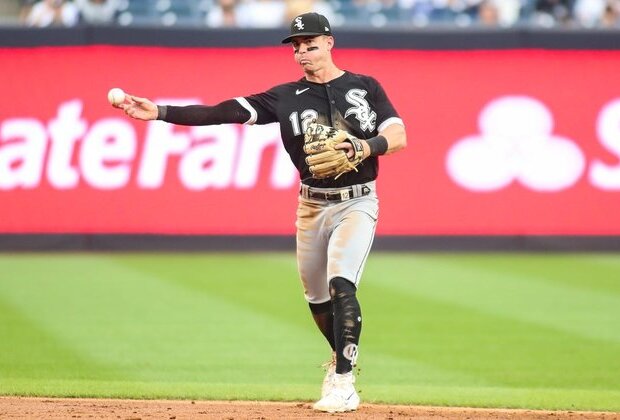 White Sox move Romy Gonzalez to IL, Lance Lynn to bereavement