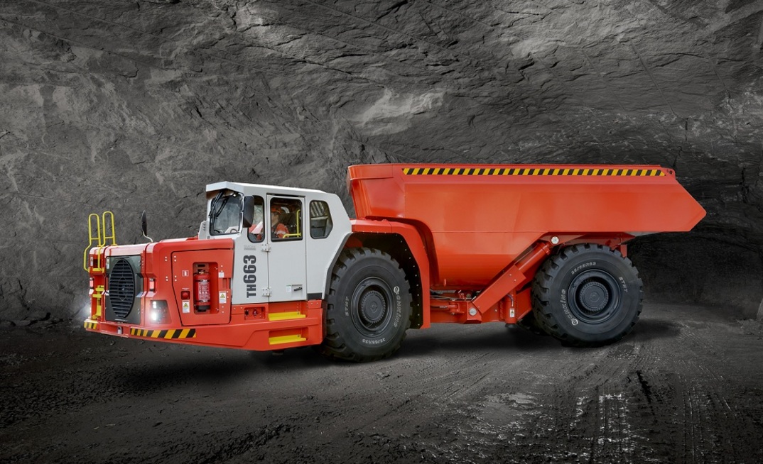 Volvo Penta and Sandvik collaborate on truck engine