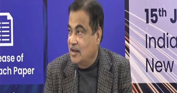 Nitin Gadkari pays tribute to Justice Mahadev Govind Ranade on his ...