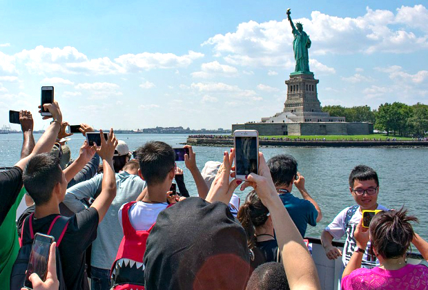 Foreign travel spending in US to decline 7% in 2025, report says