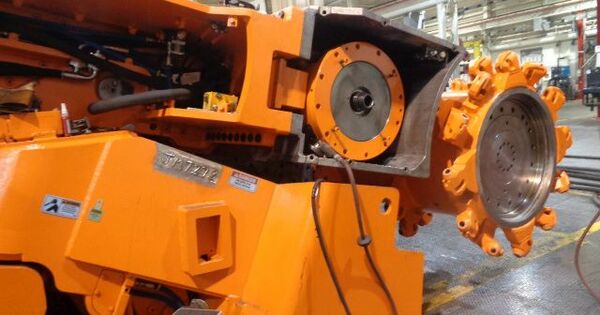 Komatsu giving CM more power