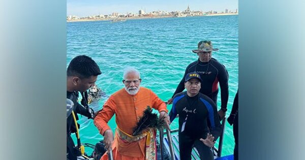 "Divine experience...": PM Modi shares pics of himself underwater in ...