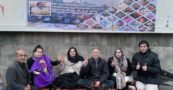 Sit-in protest outside UK PM's residence by kin of Taj Muhammad ...