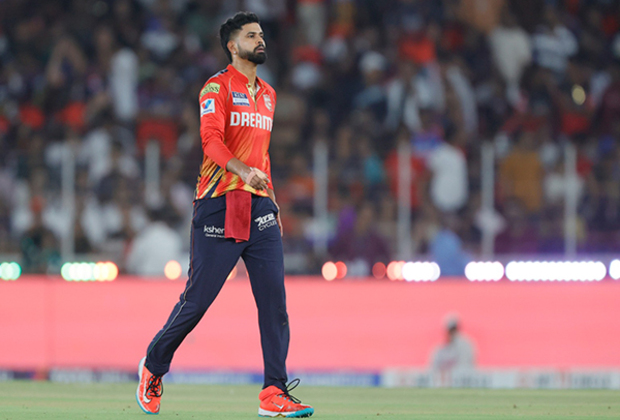 "I consider him to be one of the best leaders in cricket": Priyansh ...