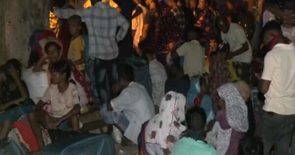 West Bengal: People gather near Hakimpur border as BJP govt begins ...