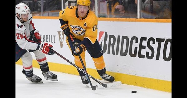 Predators, Lightning bring winning streaks into Stadium Series game