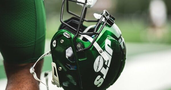 Jets Elevate DB Craig James, WR Irvin Charles from Practice Squad