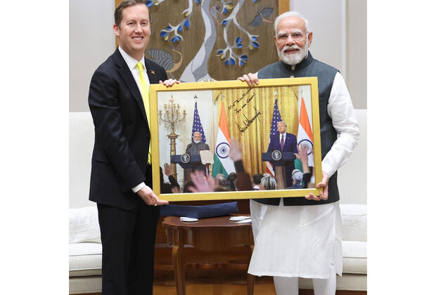 "An honor to be with PM Modi; our relationship will only strengthen ...