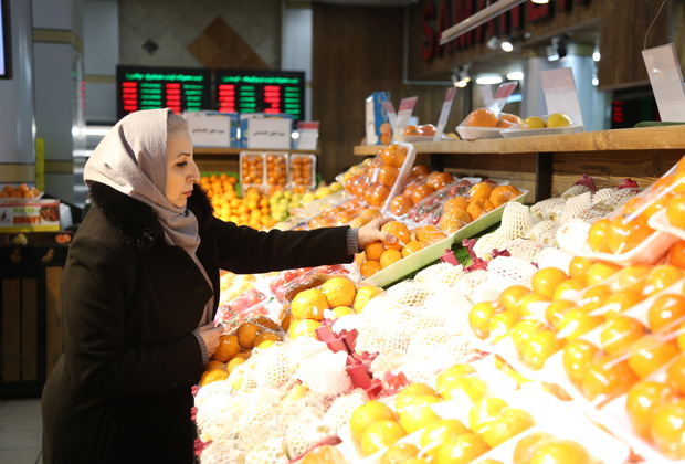 IRAN-TEHRAN-SUPERMARKET