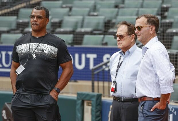 White Sox fire executive VP Ken Williams, GM Rick Hahn