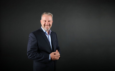 Gary Sievers, Veritas