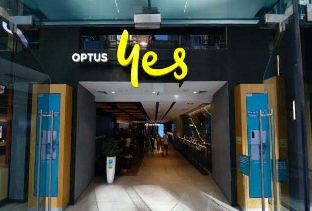 Half of Australia disconnected from internet after telco outage