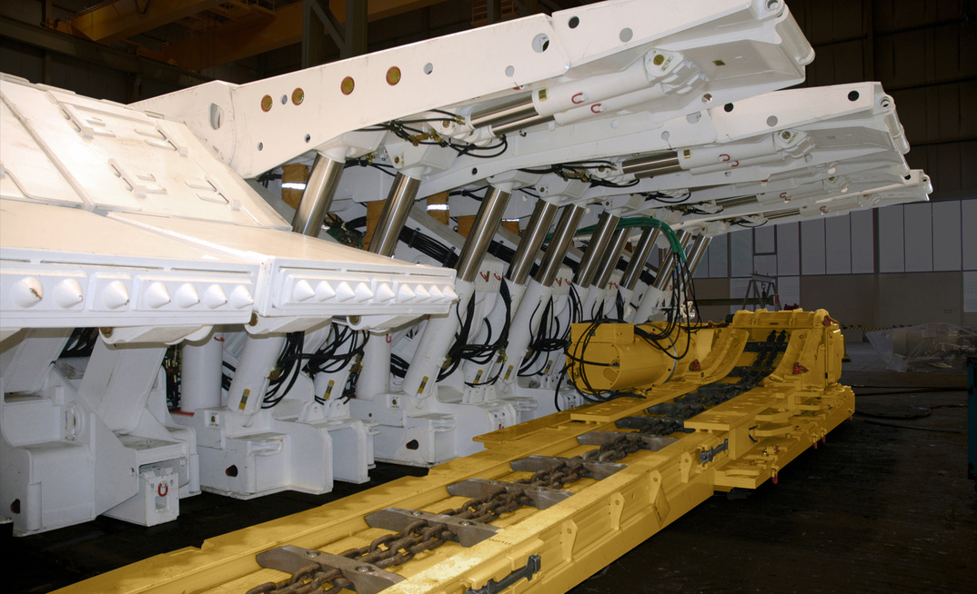 Cat LTCC face conveyor for Majialiang mine