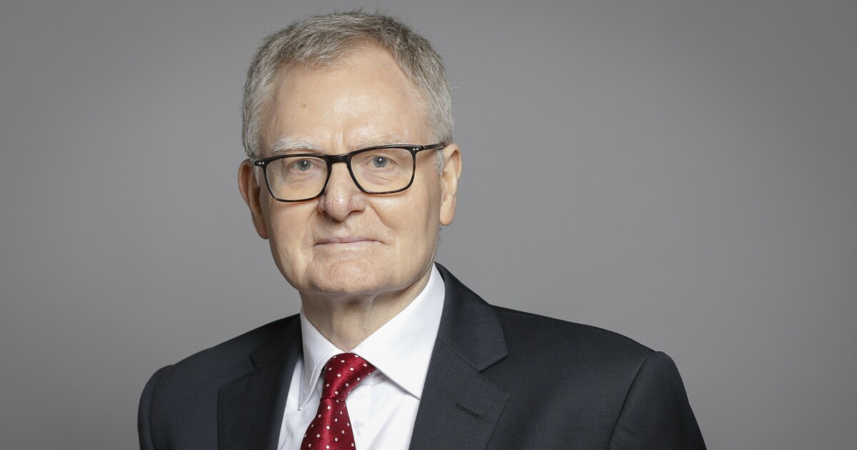 FNZ chair Alexander Leitch dies at 76