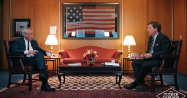 Kennedy labels US Democrats 'war party'