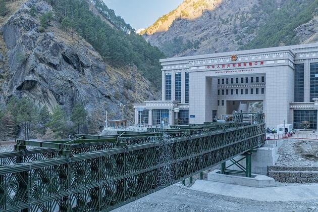 China-Nepal border port resumes customs clearance 6 months after floods