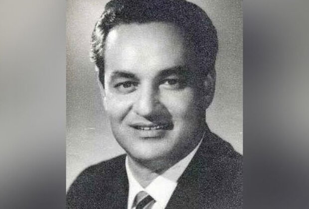 Remembering Mukesh on his 100th birth anniversary, a look at his ...