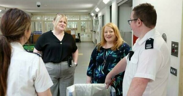 Long announces prison staff increase in response to rising prisoner numbers