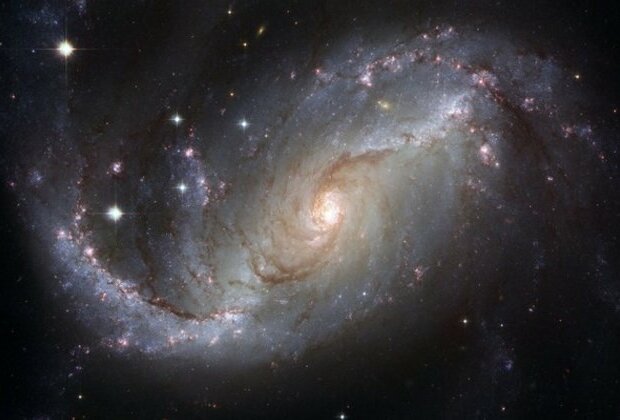 Scientist explains mystery of gamma-ray emitting bubbles around Milky ...