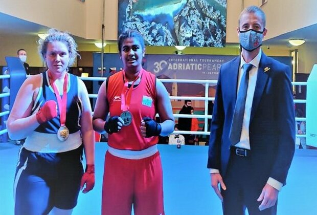 Alfiya Pathan wins first gold medal
