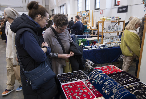 FINLAND-HELSINKI-ANTIQUE FAIR