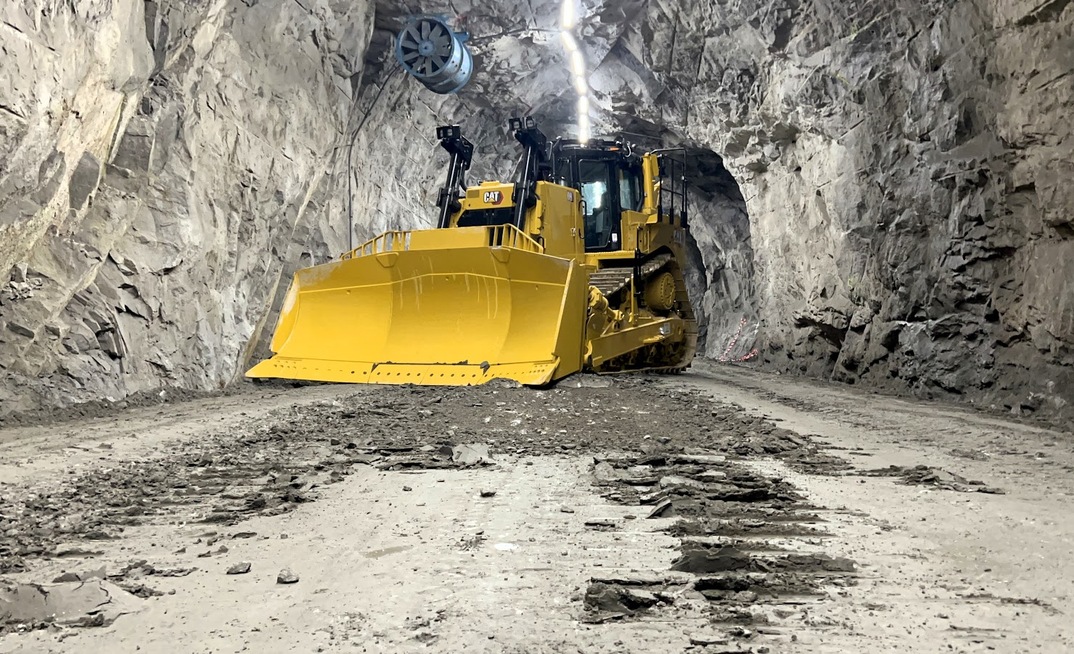 Sibelco deploys remote controlled Cat dozer in Norway mine